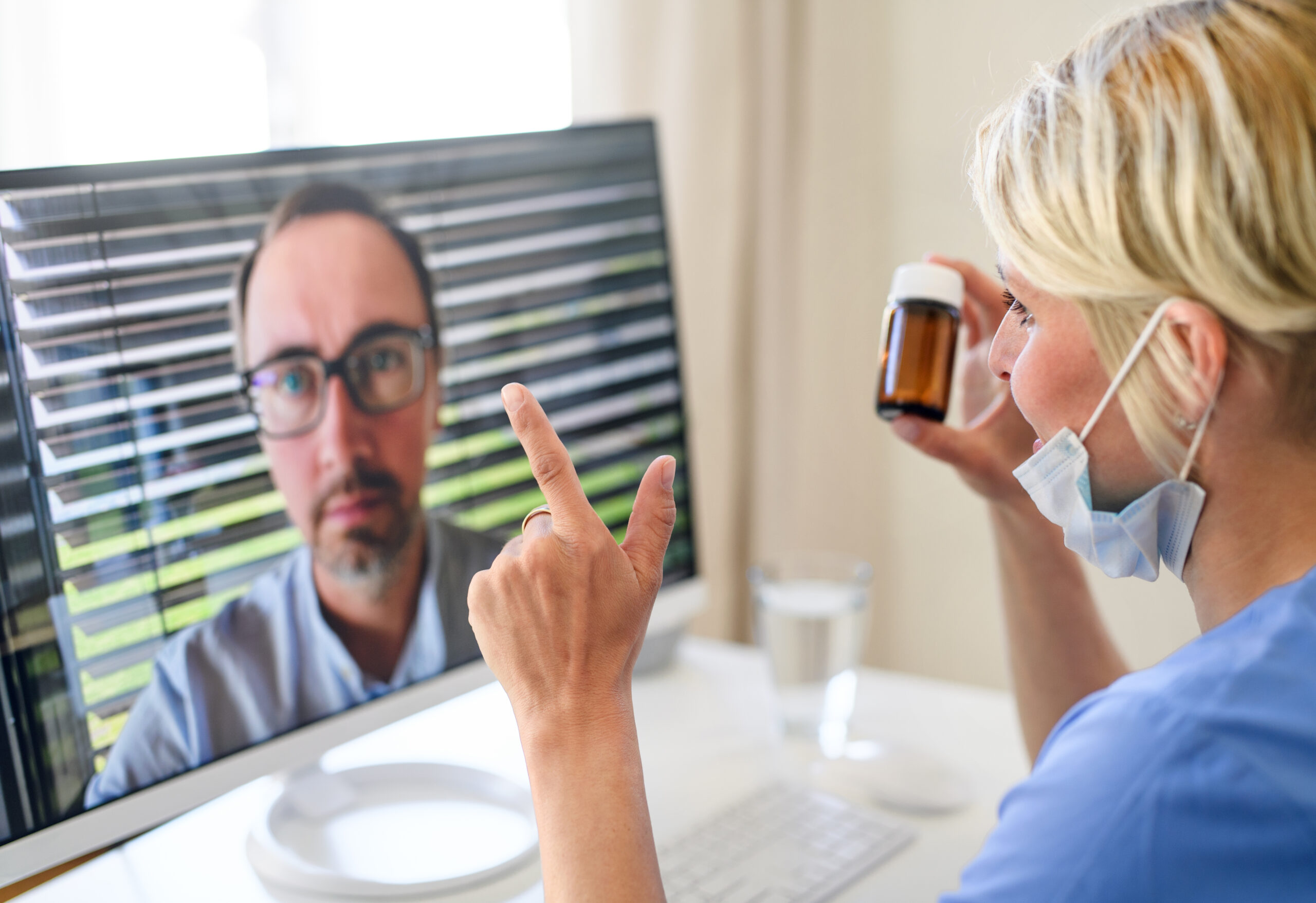 Remote Patient Monitoring: A Potential Way to Save Billions - IDLogiq